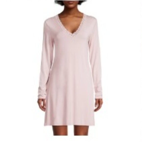 Natori | Intimates & Sleepwear | Nwt Natori Feather Essentials ...